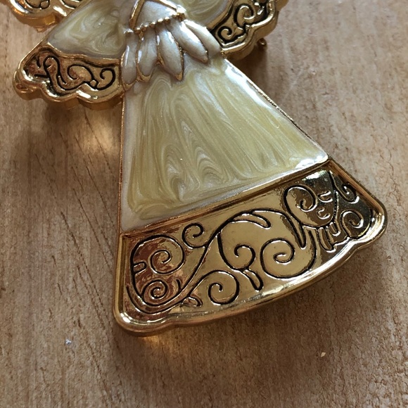 Jewelry | Vintage Gold Tone Enamel Angel Brooch | Poshmark
